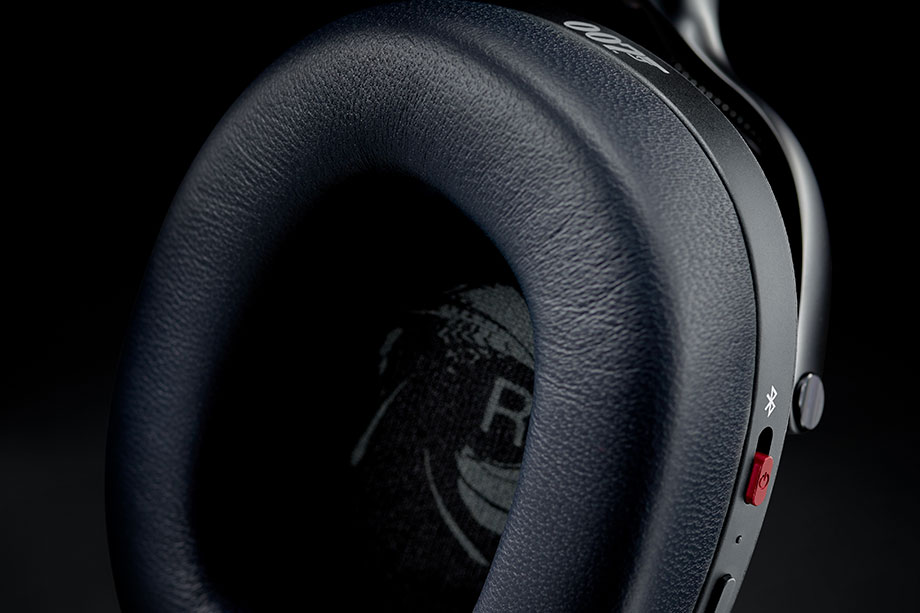 Słuchawki Bowers & Wilkins Px8 007 Edition - Opinie, Cena - RTV EURO AGD